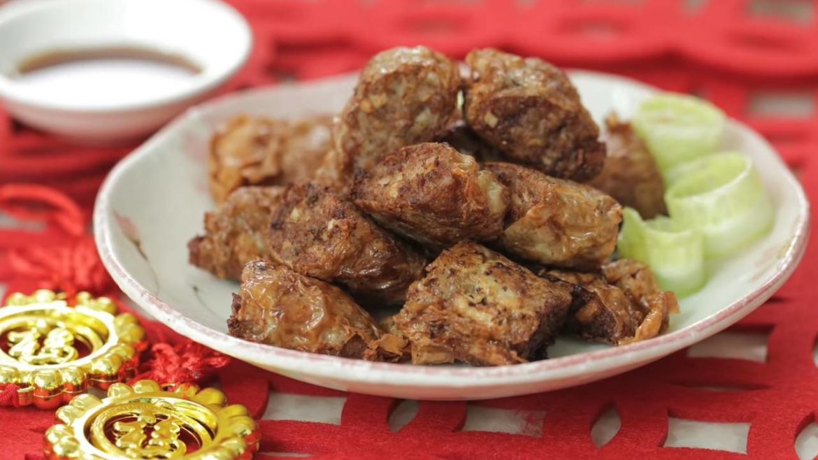 Fried Prawn Roll for Chinese New Year - Reunion Dinner | Book Recipes