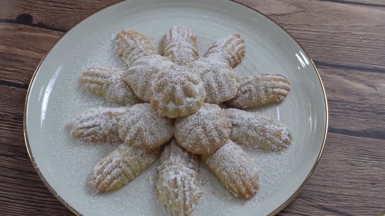 Homemade Traditional Maamoul | Book Recipes