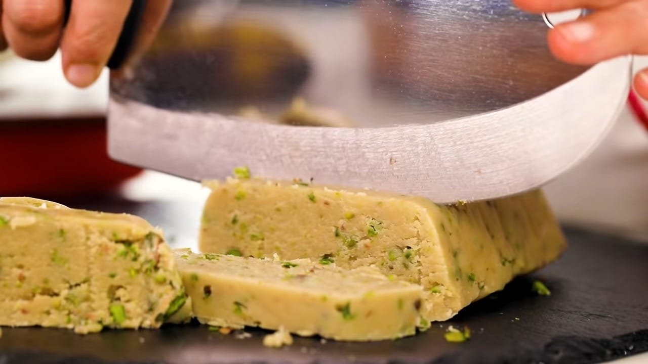 How to make HELVA at HOME | Book Recipes