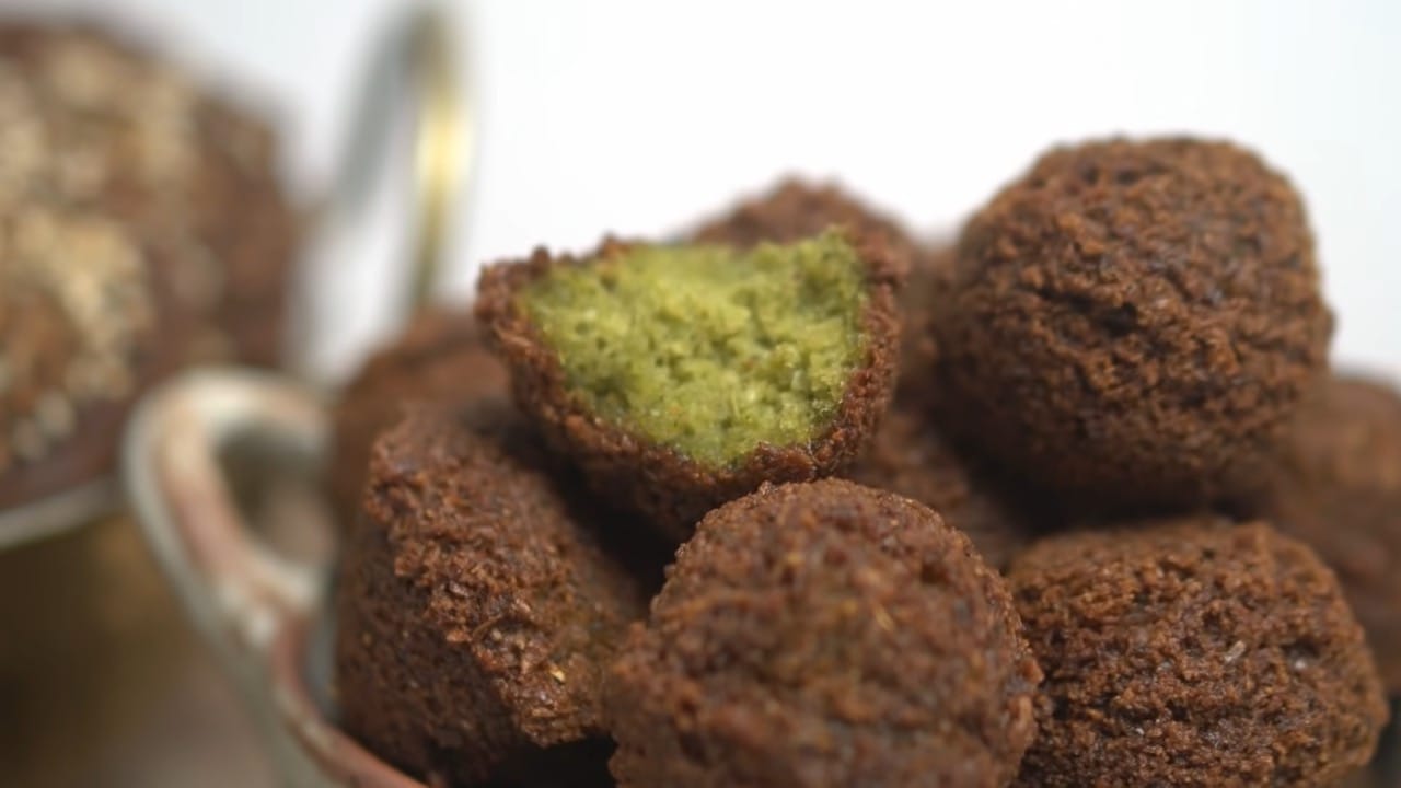 BEST Ta'ameya Ever | Book Recipes