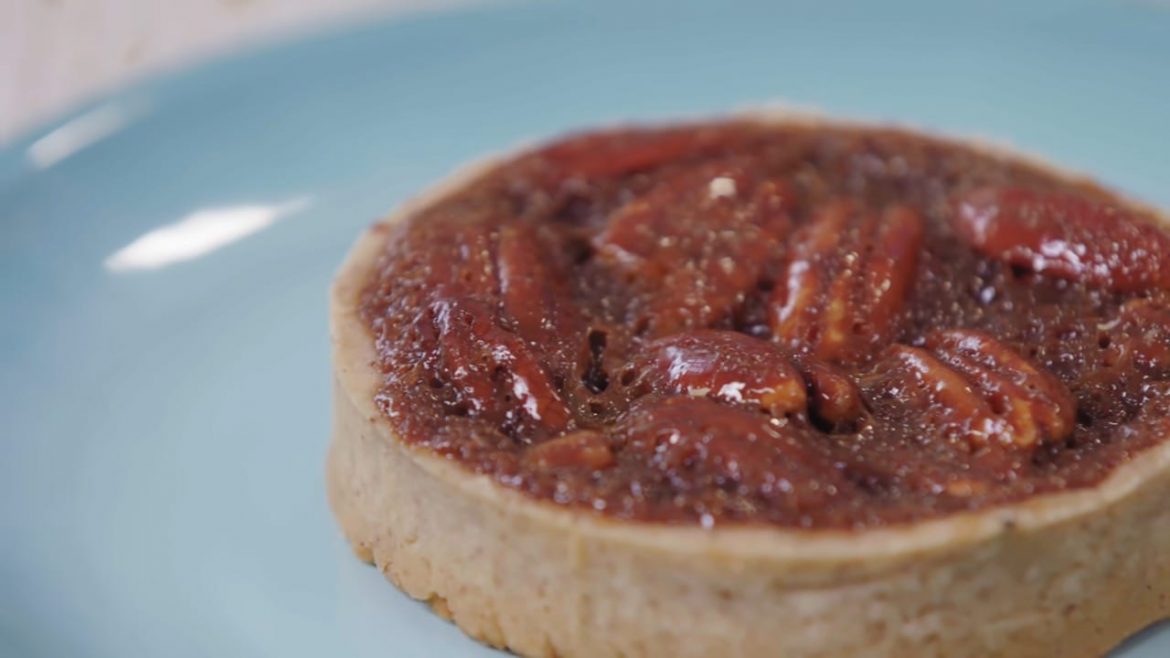 Chocolate Pecan Caramel Tarts For A Decadent Dinner Party | Book Recipes