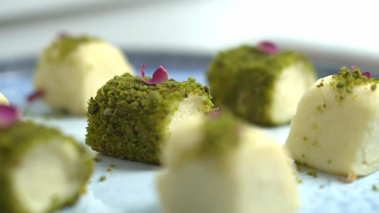 Halawet El Jibn | Book Recipes