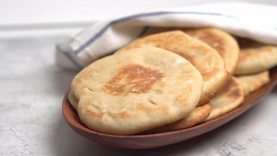Middle Eastern Pita bread. A classic versatile flatbread | Book Recipes