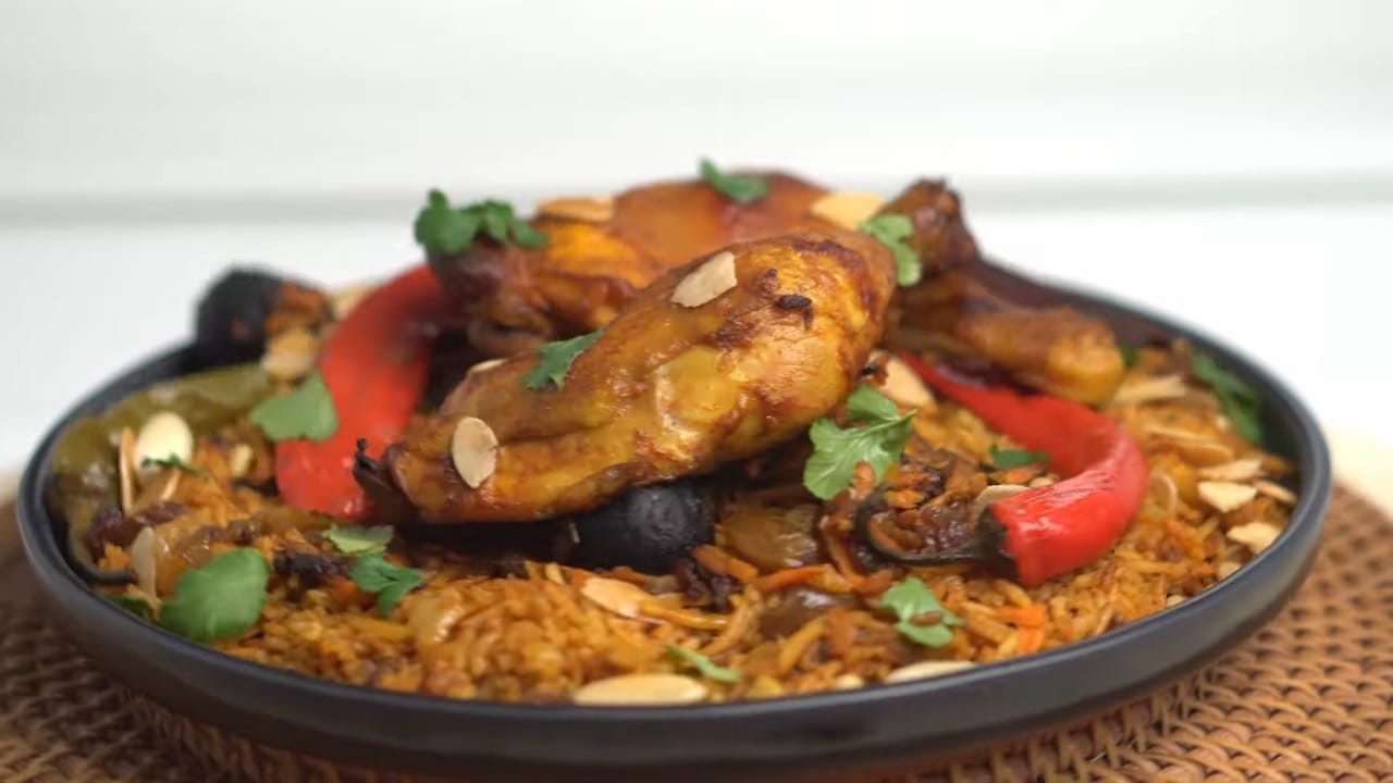 The Middle East's most FLAVOURFUL chicken and rice! Gulf Kabsa ...