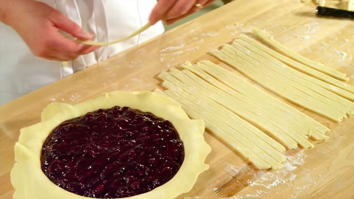 How To Make BLUEBERRY PIE | Book Recipes